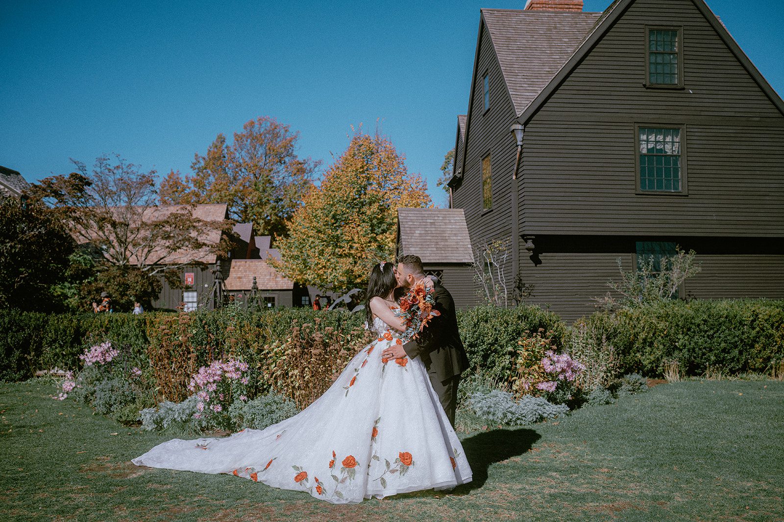 House of seven gables wedding 60 photos - Vianawedding.com